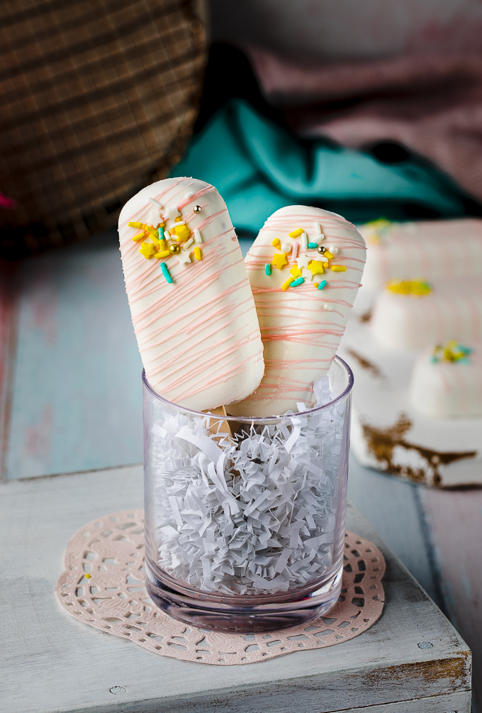 How To Make Cakesicles - Partylicious