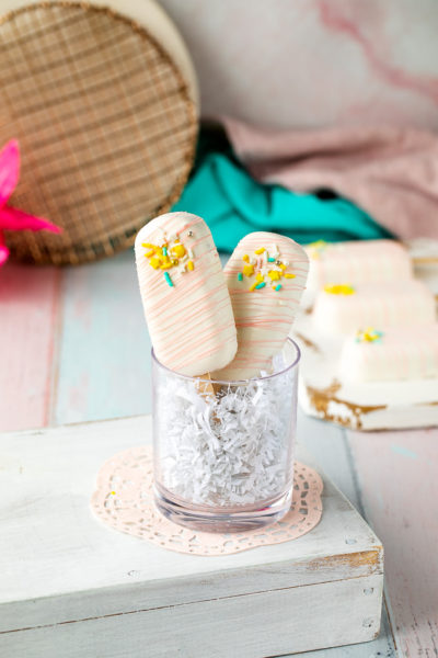 How To Make Cakesicles - Partylicious