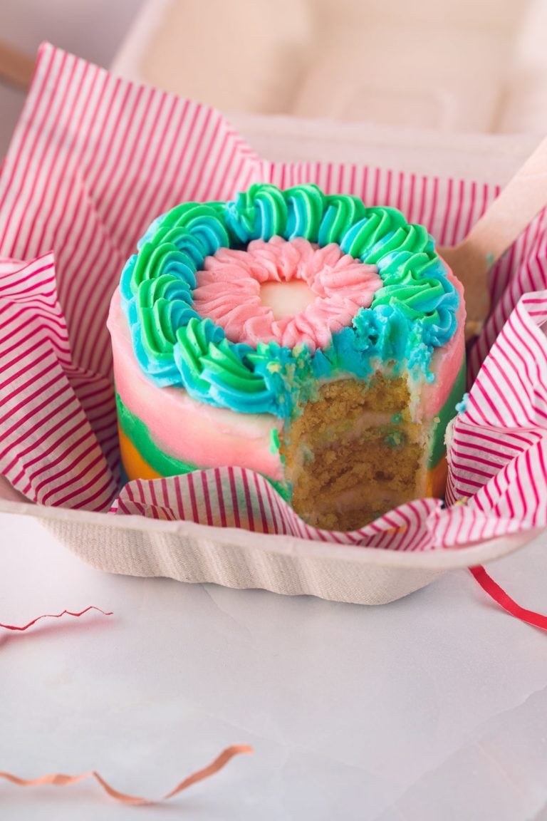 How to Make a Korean Lunchbox Cake (Mini Layer Cake) - Partylicious