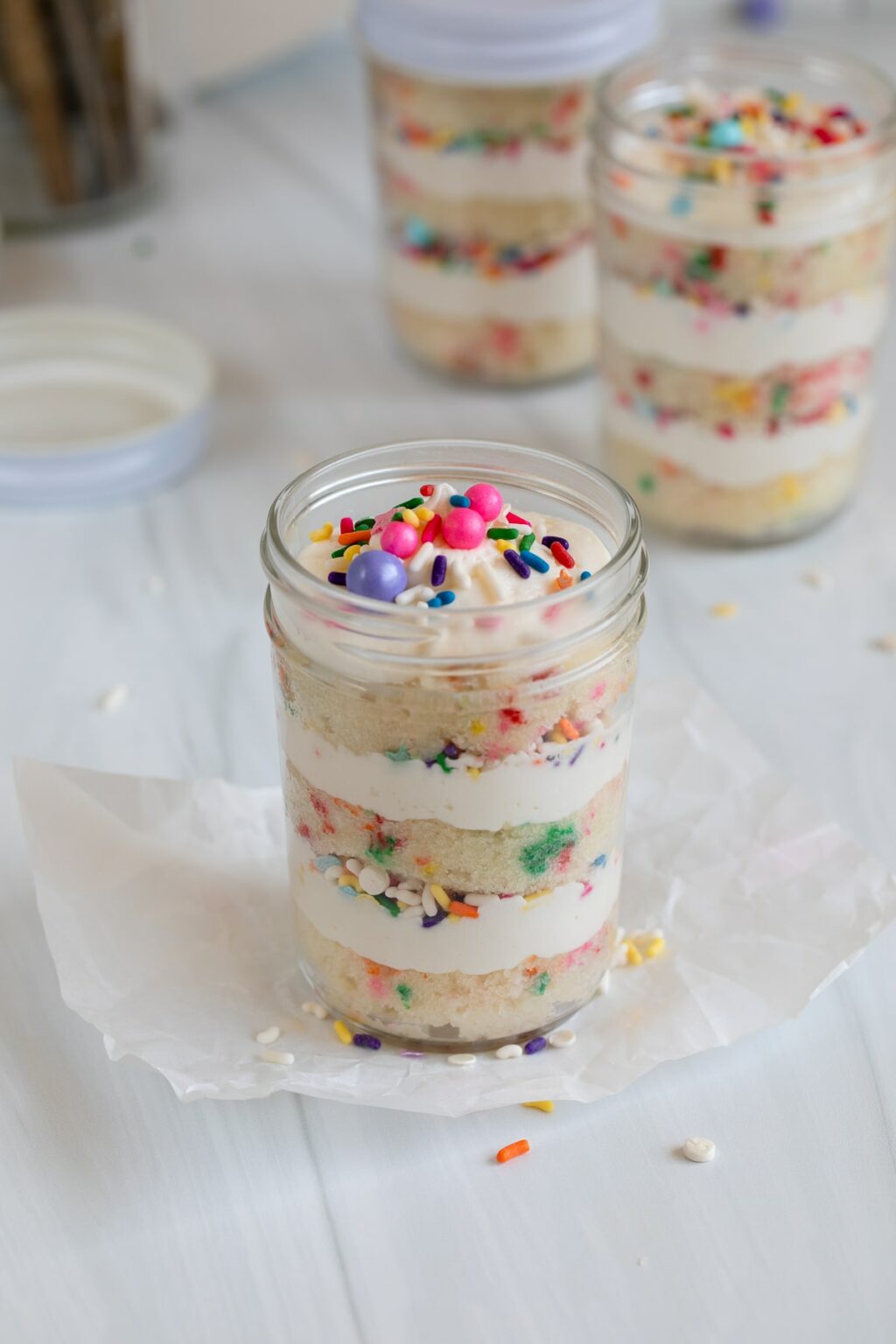 Cake in a Jar Recipe (Mason Jar Cakes) - Partylicious