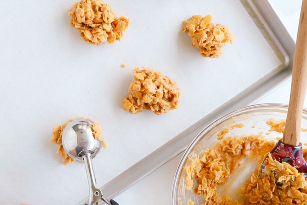 Peanut Butter Cornflake Cookies (Cornflake Candy) - Partylicious